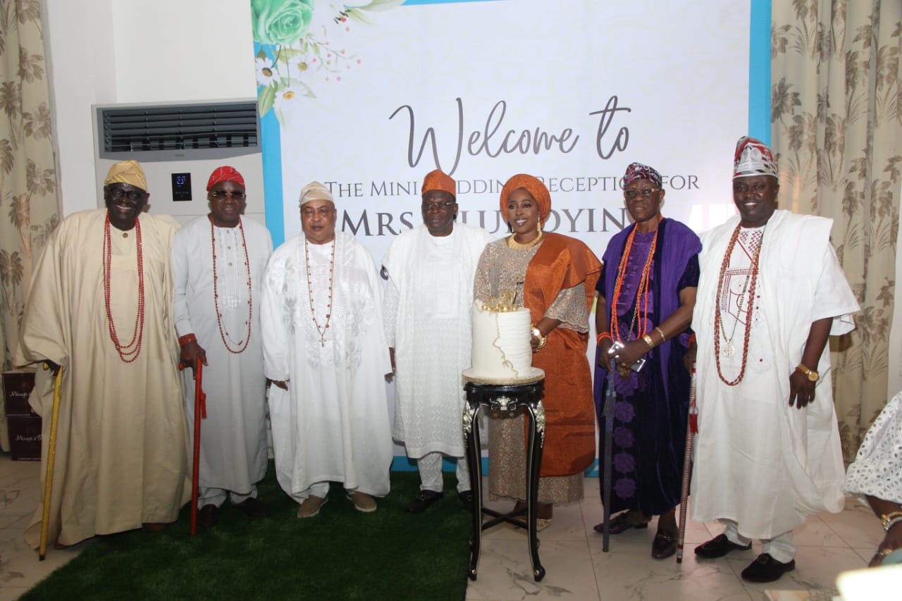 Akarigbo of Remoland Hosts Royal Wedding Reception for Mrs Oludoyin ...